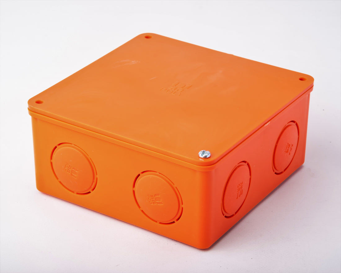 POLY PVC SQUARE BOX W/ COVER 4-11/16 – Buildwell Depot